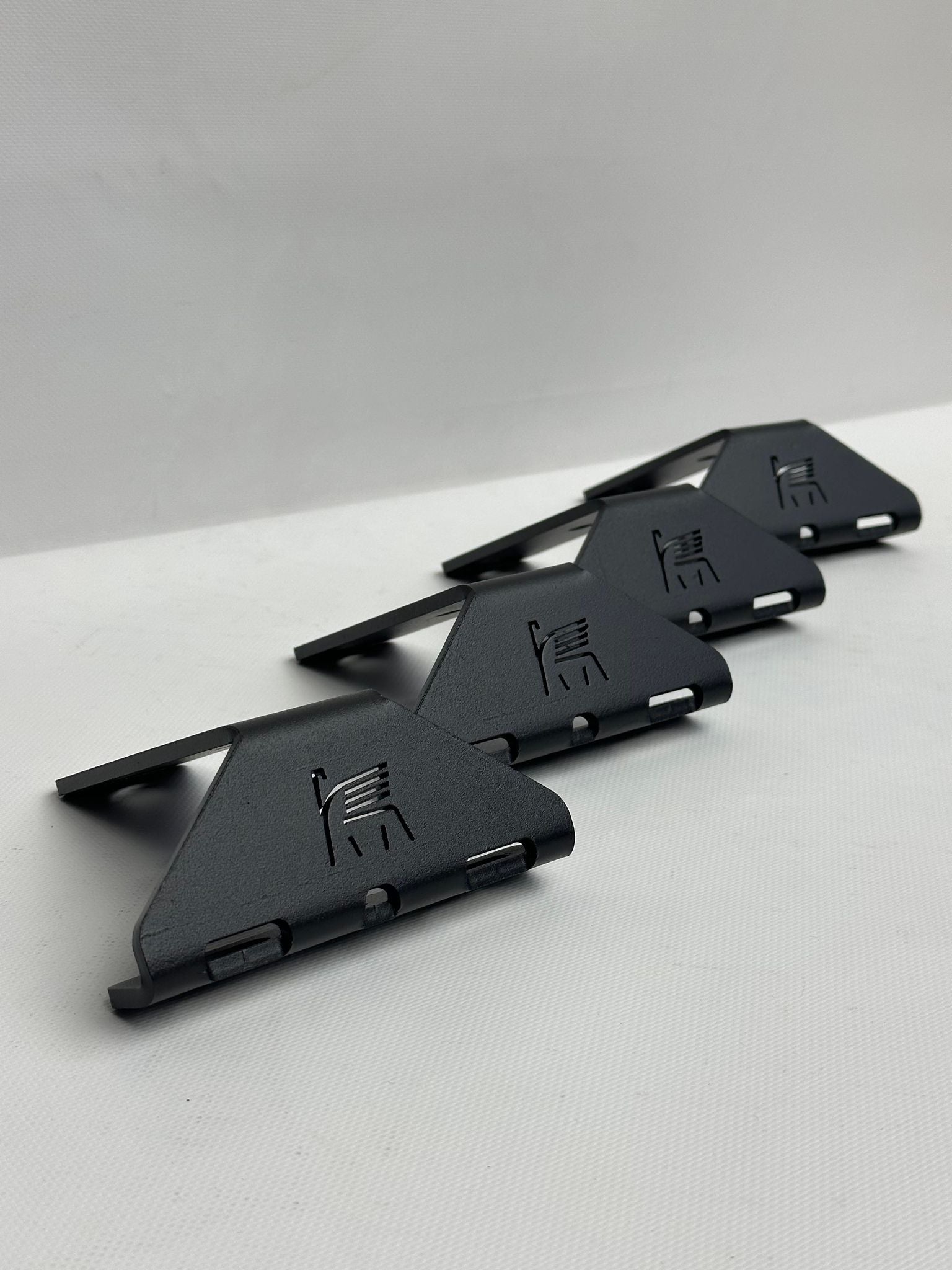 Fixed Mounts – PHC 4x4 CAR ACCESSORIES